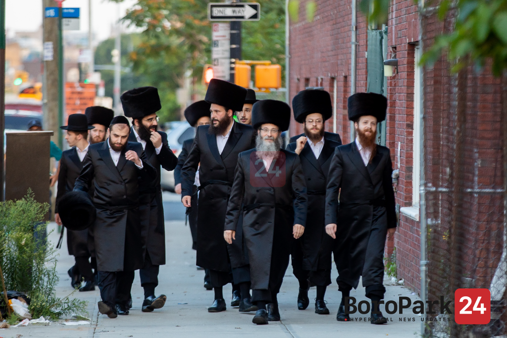 Gerer Chassidim Streaming Toward the Belzer Talmud Torah on 37th Street ...